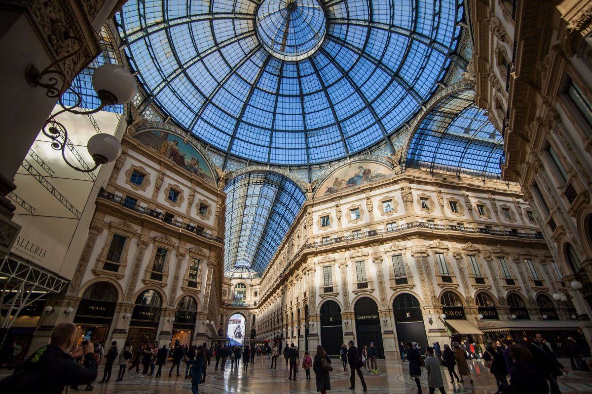 Llegadas y salidas del aeropuerto de Milán Linate (LIN)